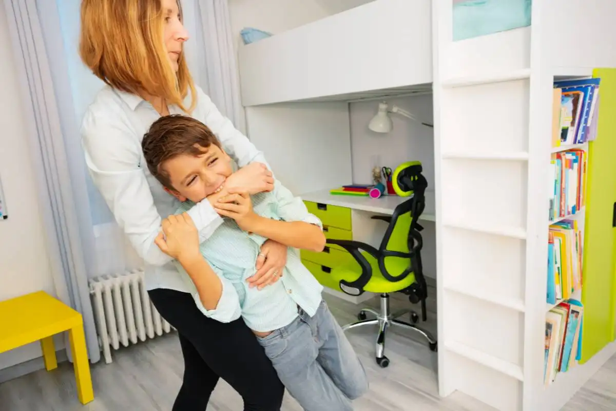 Is Biting a Sign of Autism? Reasons Behind this Behavior