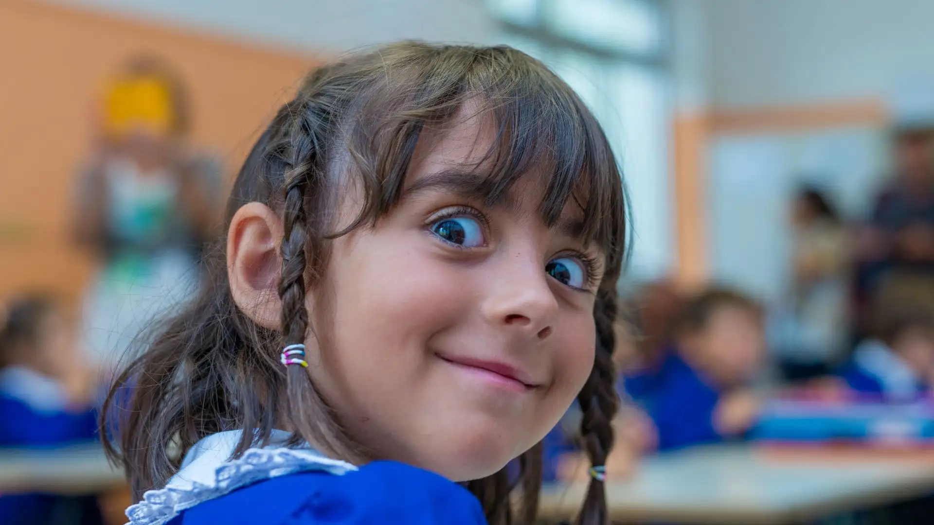 10 Characteristics That Define What Makes A Person Weird